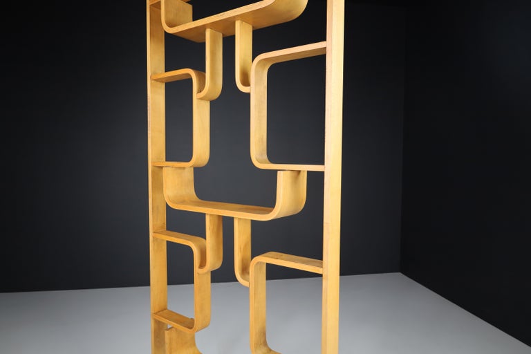 Midcentury Room Divider in Blond Bent-Wood by Ludvik Volak, Praque ...