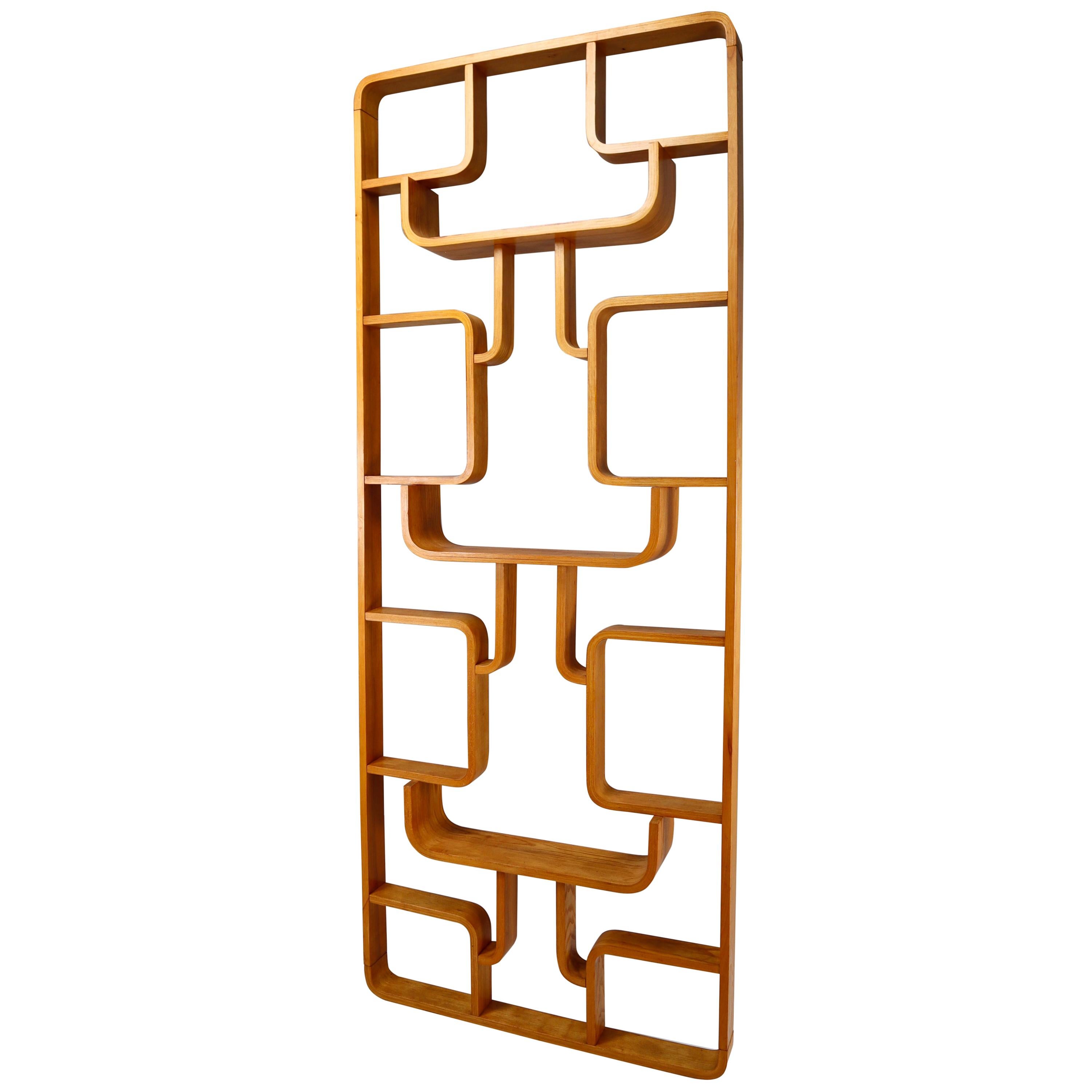 Mid-Century Modern Screens and Room Dividers - 213 For Sale at 1stDibs