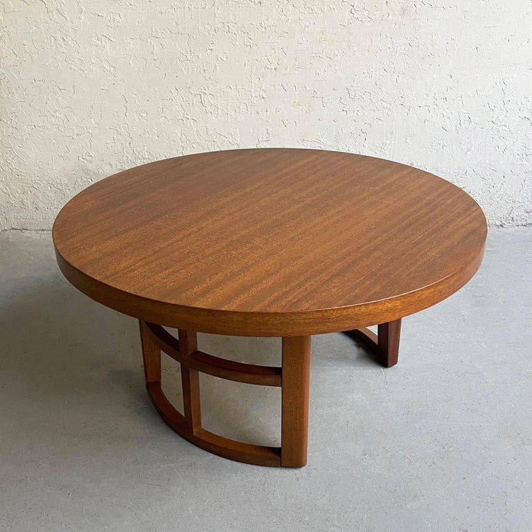 Midcentury Round Mahogany Lattice Coffee Table For Sale at 1stDibs