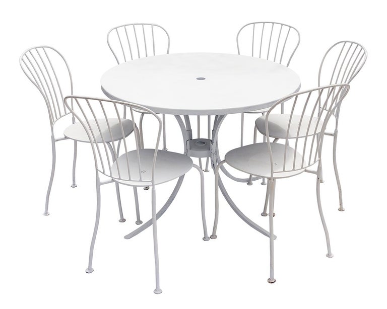 Midcentury Round White Metal Patio Table For Sale at 1stDibs