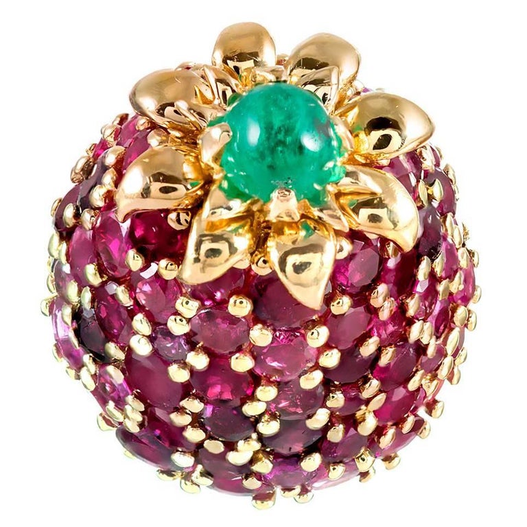 Midcentury Ruby and Emerald “Strawberry” Ring For Sale at 1stDibs