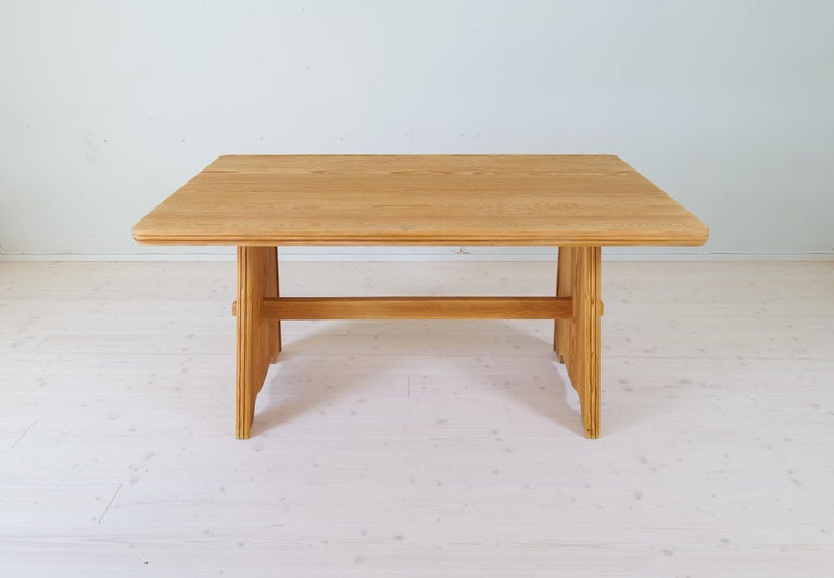 Midcentury Sculptural Dining Table in Pine Göran Malmvall, Sweden For ...