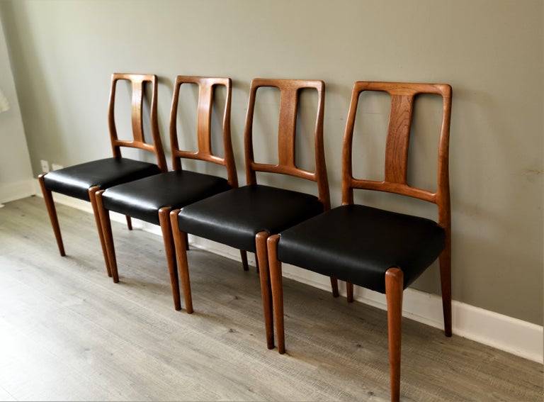 Midcentury Set of 4 Solid Teak Dining Chairs by D-Scan at 1stDibs | d ...