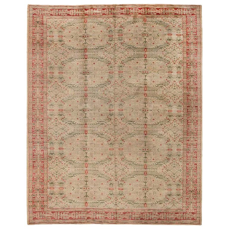 Mid-20th century Spanish Floral Handmade Wool Rug For Sale at 1stDibs