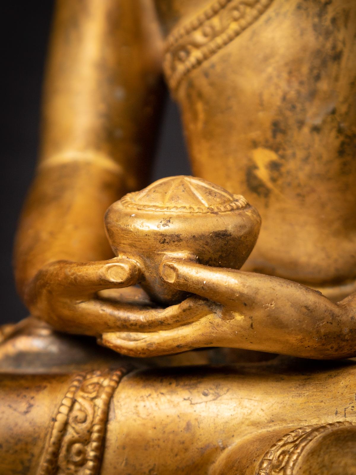 Middle 20th Century High Quality Old Bronze Nepali Buddha Statue For ...