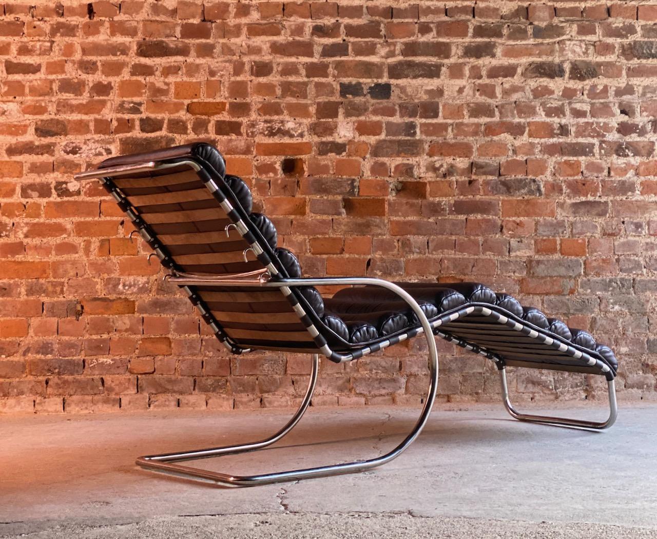 Mies van der Rohe MR Chaise Lounger at 1stDibs | mies van der rohe loungers