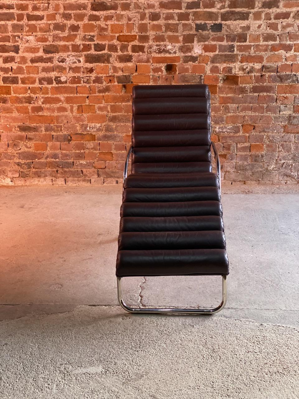 Mies van der Rohe MR Chaise Lounger at 1stDibs | mies van der rohe loungers