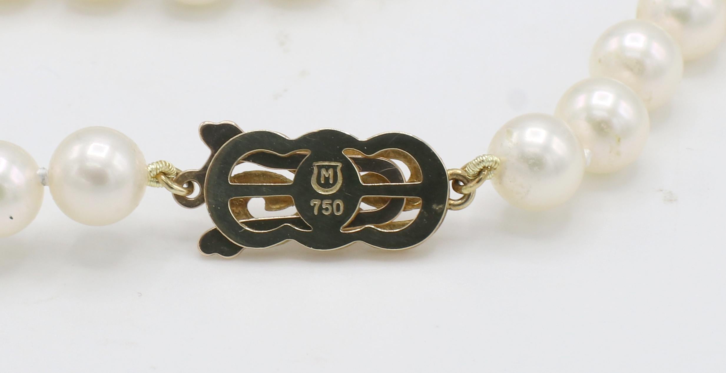 Mikimoto Akoya Cultured Pearl 18 Karat Yellow Gold Pearl Necklace For Sale at 1stDibs | mikimoto ...