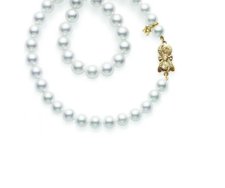Mikimoto Akoya Cultured Pearl Two-Piece Gift Set UN70118VS1K2 For Sale ...