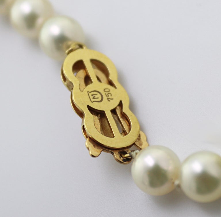 Mikimoto Cultured Pearl, Yellow Gold Necklace and Earrings Suite For Sale at 1stDibs