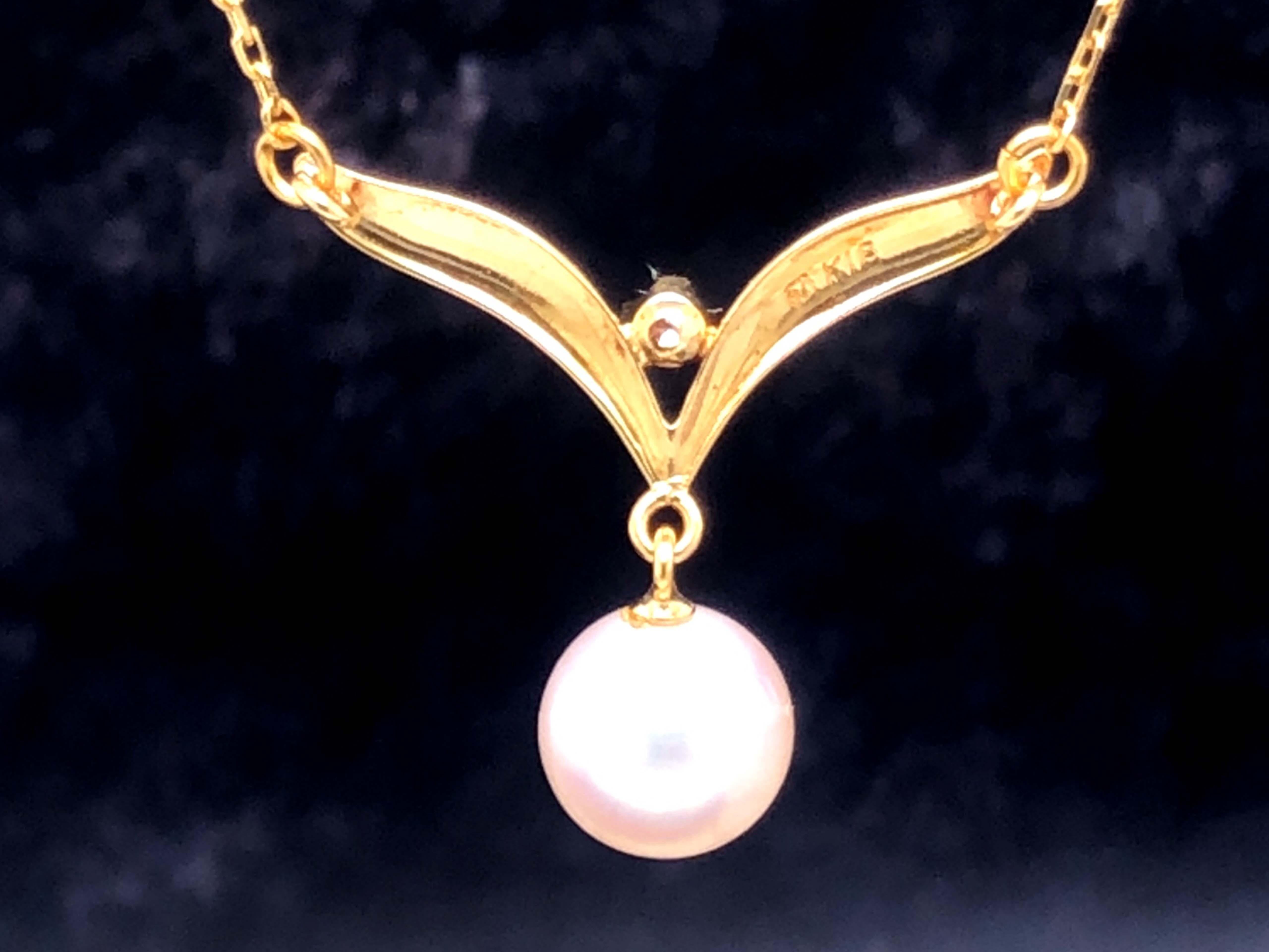 Mikimoto Diamond and Pearl Pendant with Chain in 18k Yellow Gold For ...