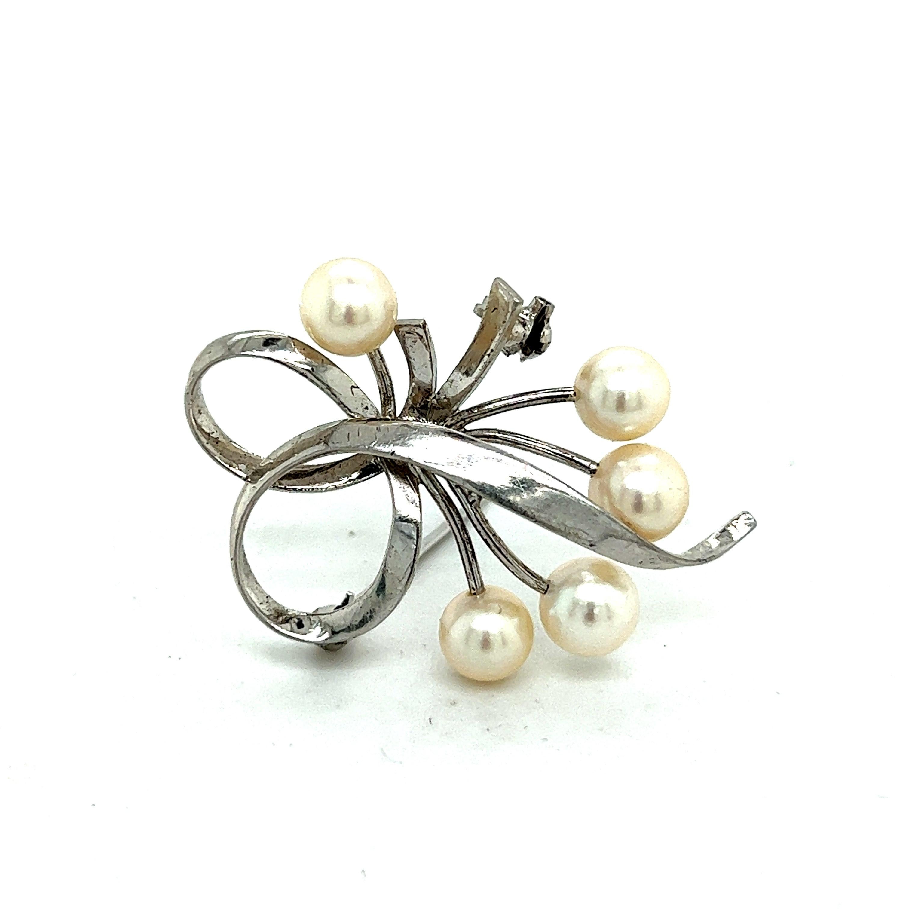 Mikimoto Estate Akoya Pearl Brooch Pin Sterling Silver For Sale at 1stDibs