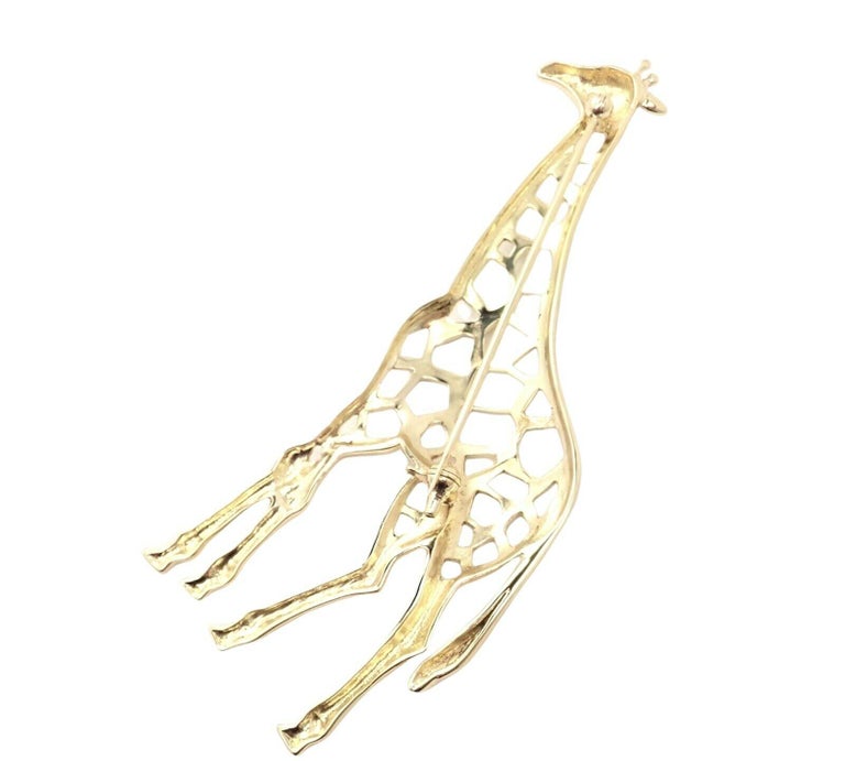 Mikimoto Large Giraffe Yellow Gold Pin Brooch For Sale at 1stDibs