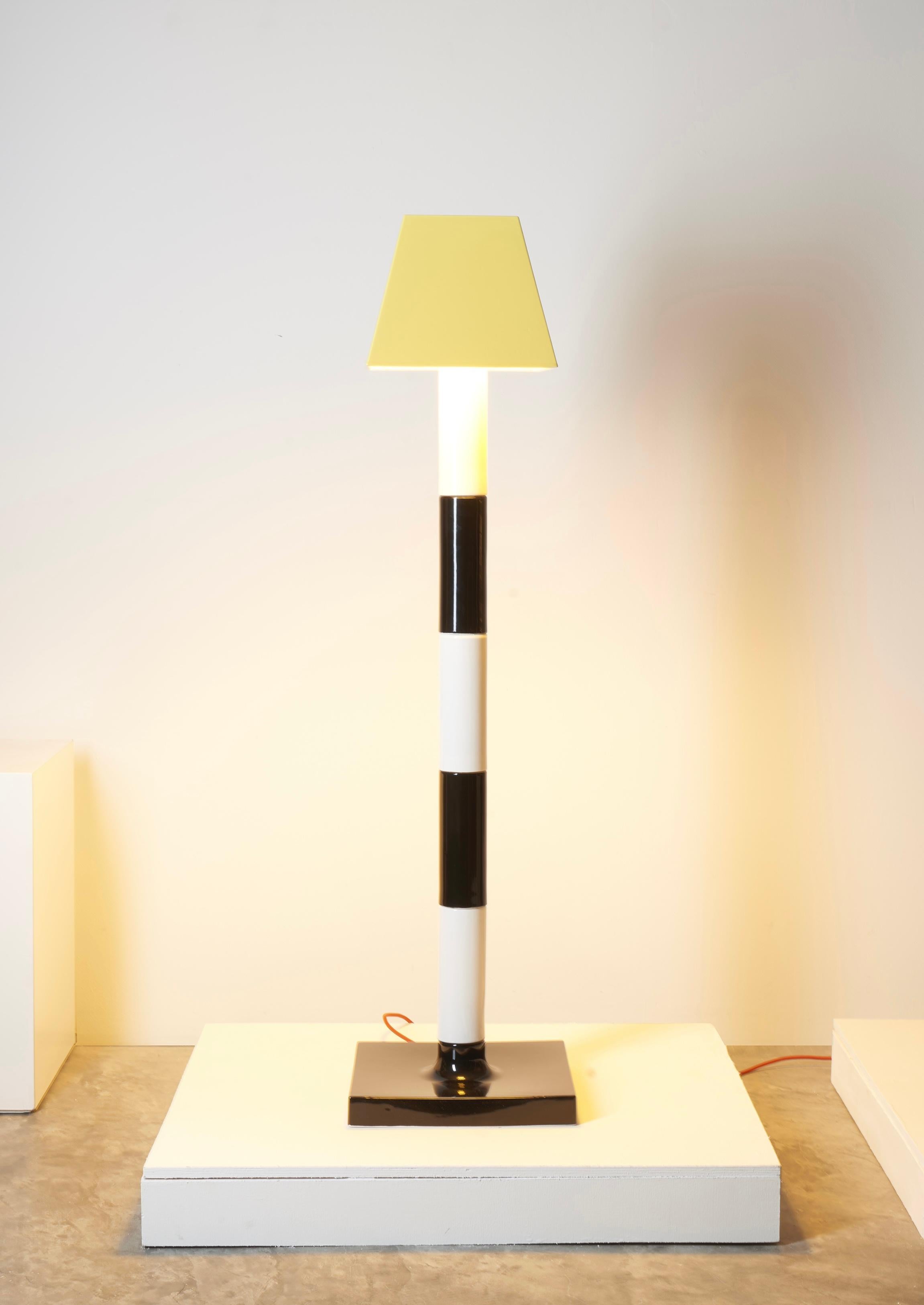 London, Ceramic light sculpture For Sale at 1stDibs