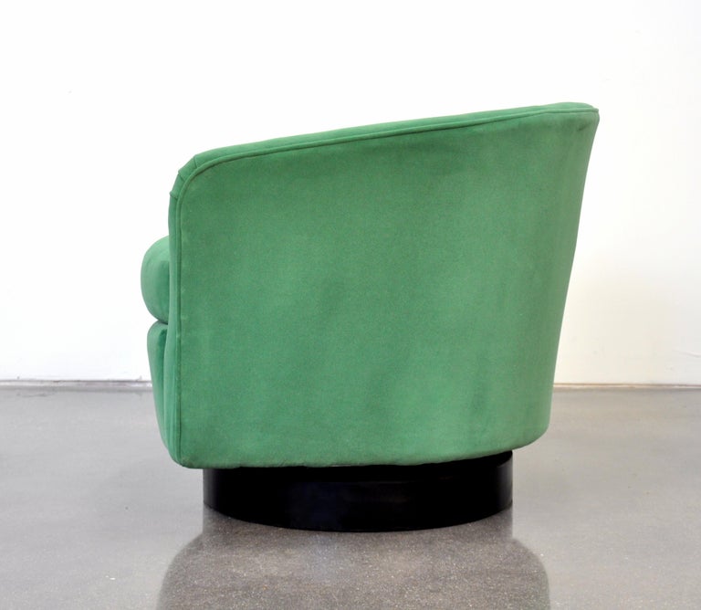 Milo Baughman for Thayer Coggin Emerald Green Velvet Swivel Lounge ...