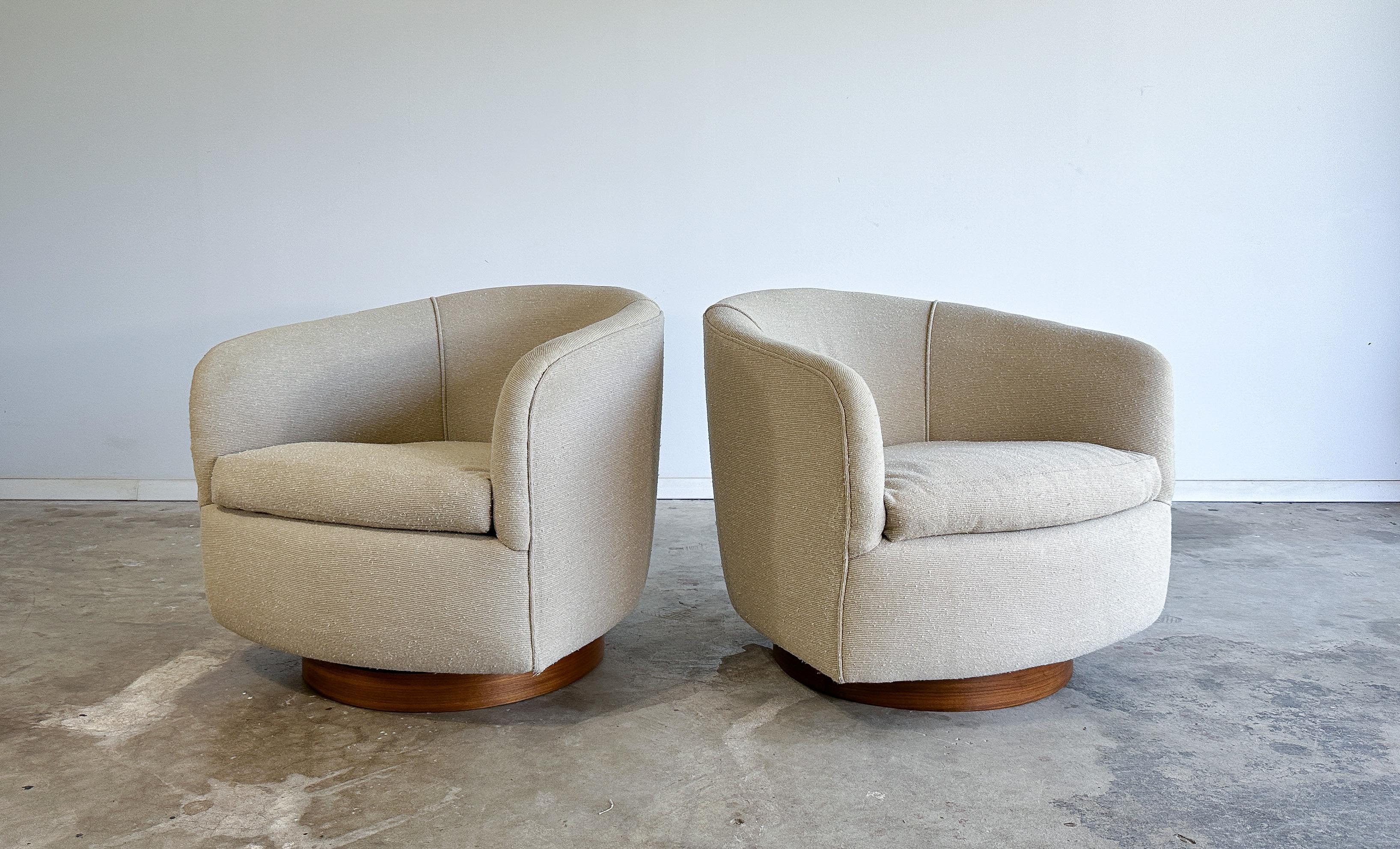 Milo Baughman for Thayer Coggin Swivel-Tilt Club Chairs, a Pair, 1960s ...