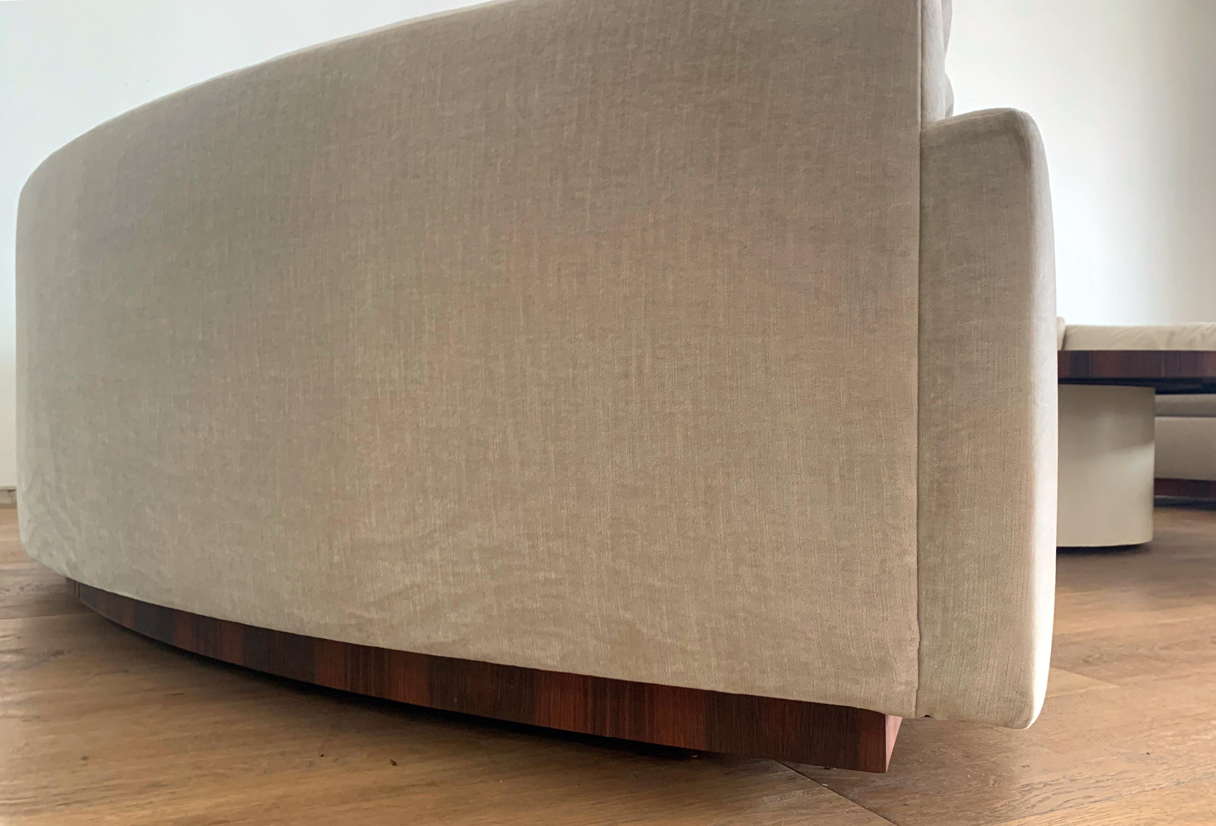 Milo Baughman Full Circular Pit Sofa for Thayer Coggin on Rosewood Base ...