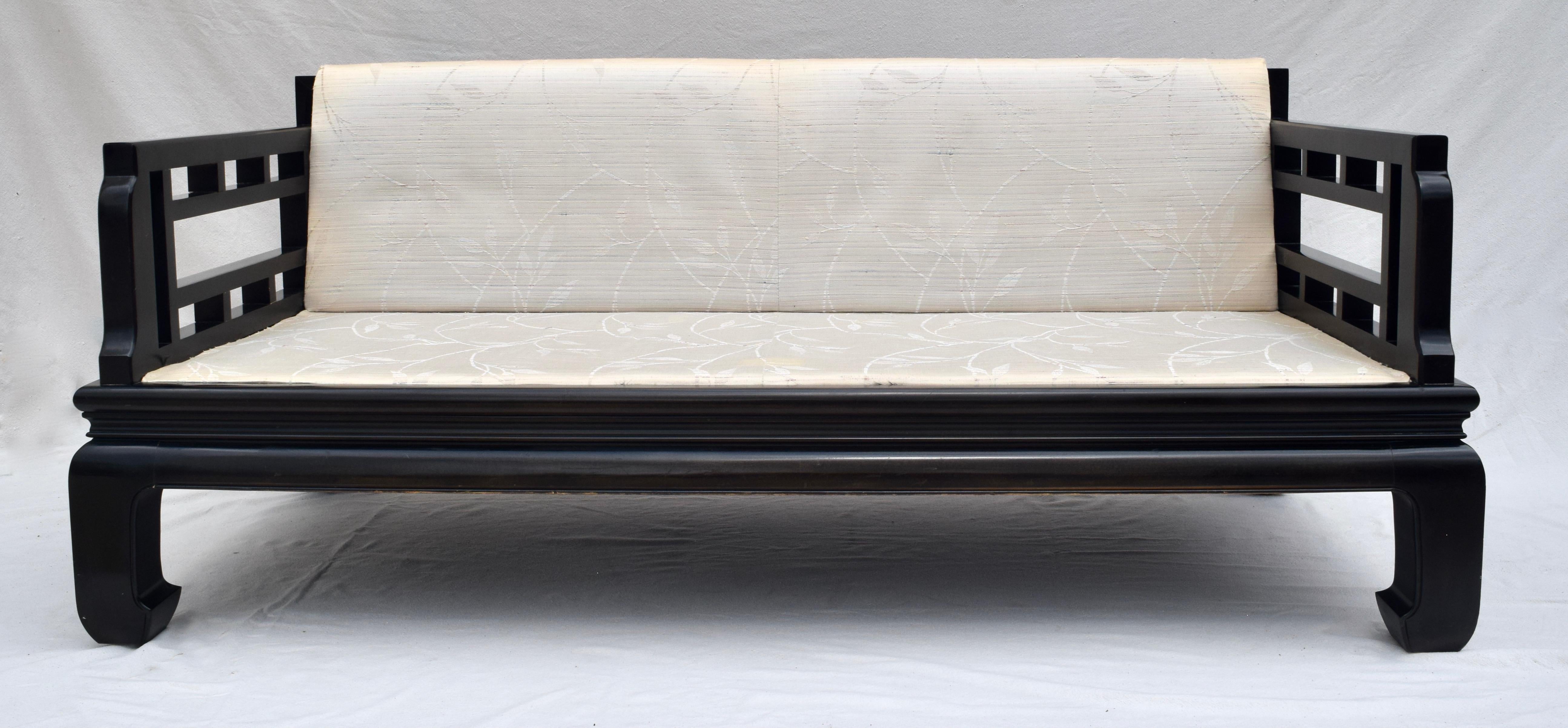 Ming Style Loveseat in the Manner of Michael Taylor for Baker For Sale ...