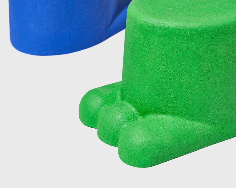 Mini-Hocker mit Pfoten von Hakmin Lee im Angebot bei 1stDibs