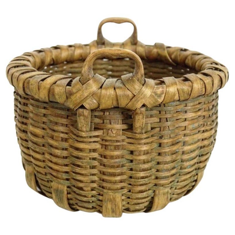 Miniature 19th Century Taghkanic Berry Basket For Sale at 1stDibs