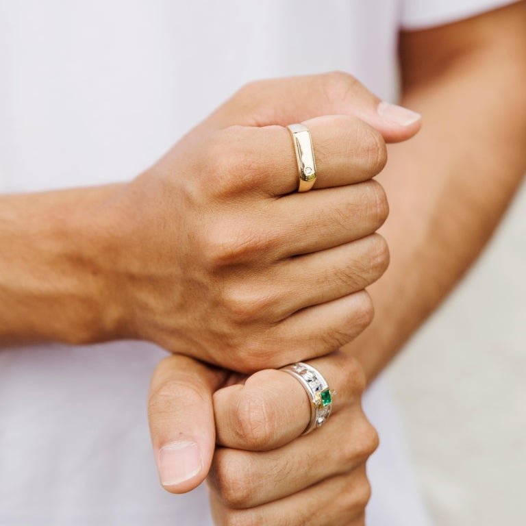 Minimalist Brilliant Diamond Vintage Men's Signet Ring in 9 Carat ...