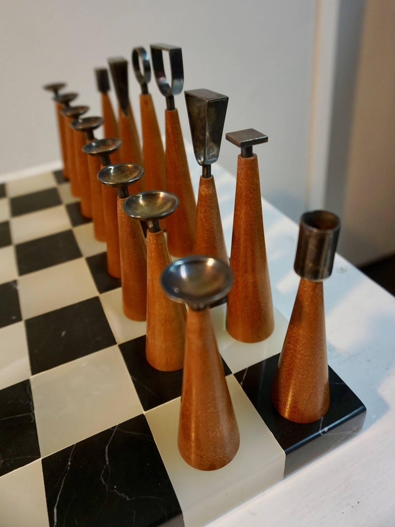 Minimalist Chess Set For Sale at 1stDibs