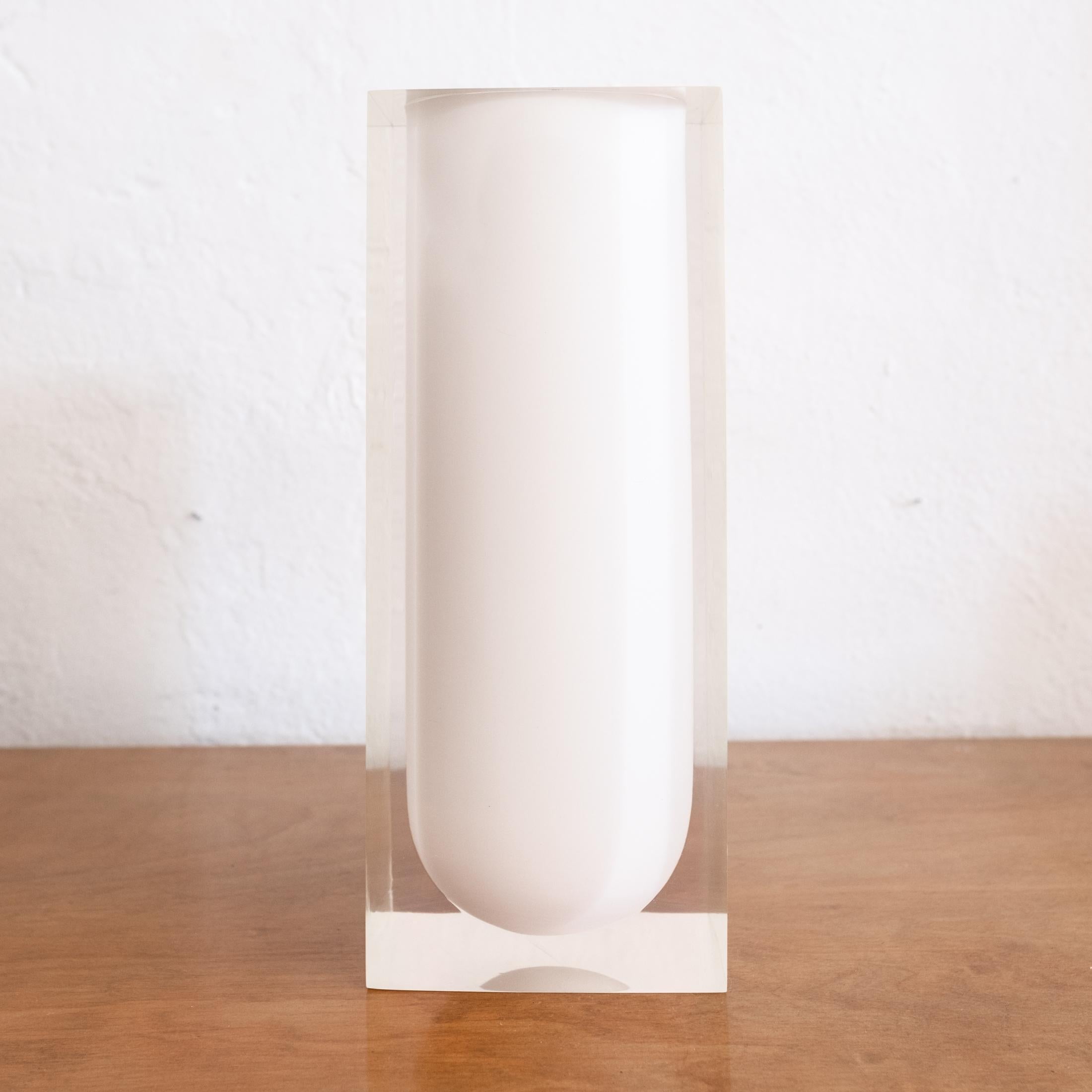 Minimalist Lucite Vase Sculpture 1970s For Sale at 1stDibs