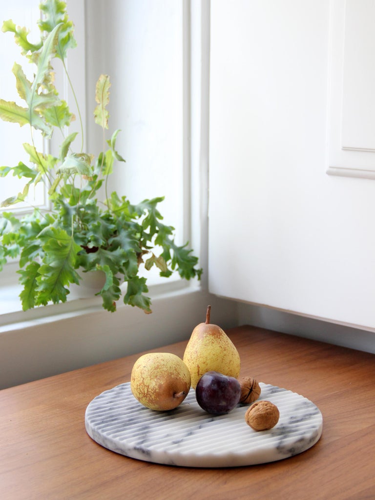 Minimalist Marble Plate Large For Sale at 1stDibs