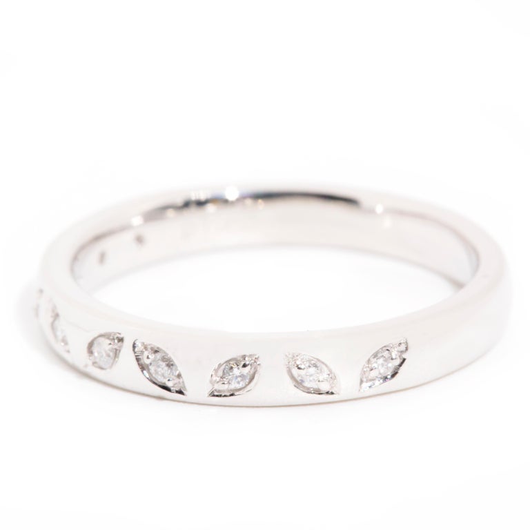 Minimalist Platinum Vintage Hammer Set Round Brilliant Diamond Band at ...