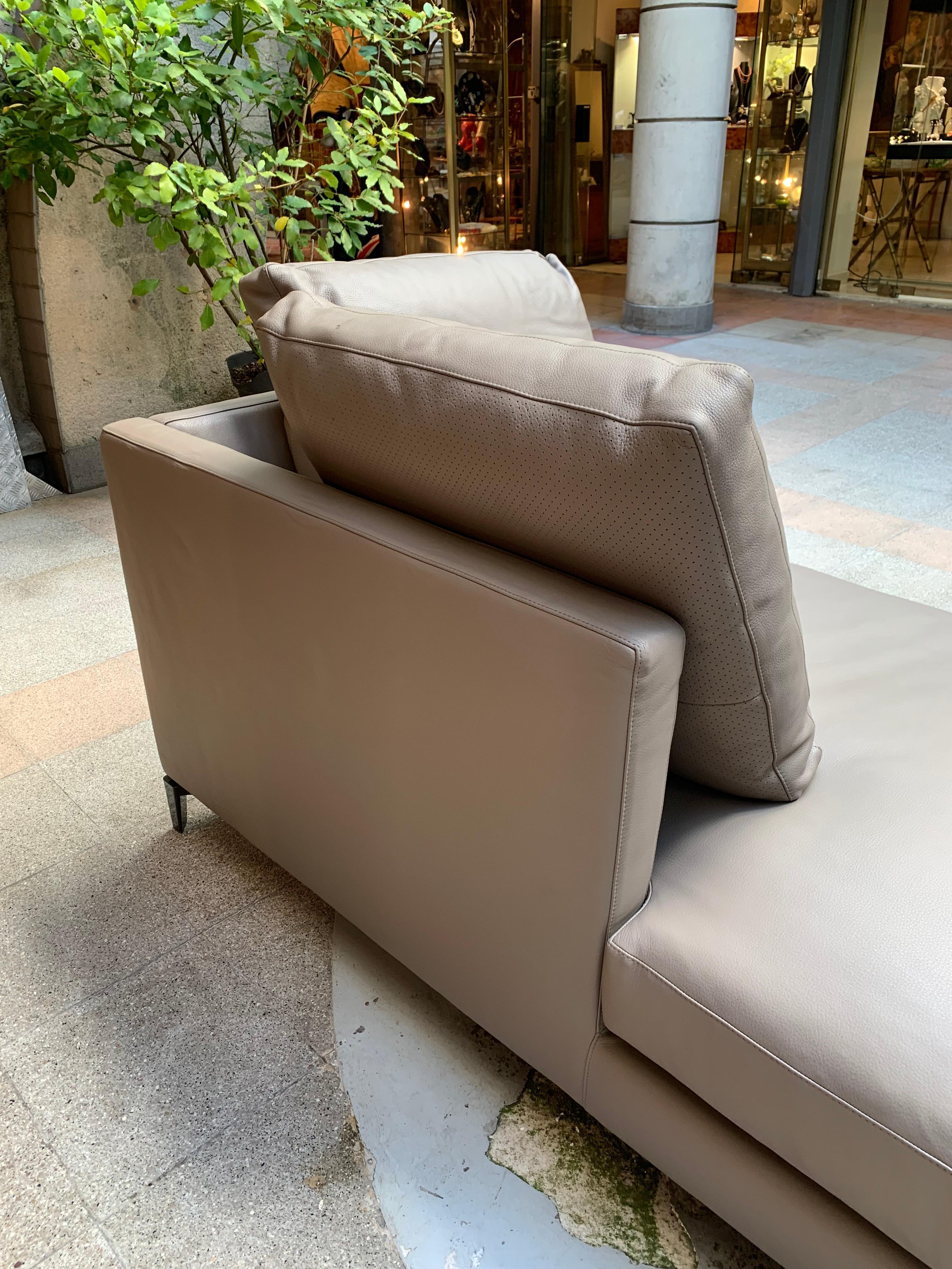 Minotti, Day Bed, 2018 For Sale at 1stDibs | minotti daybed