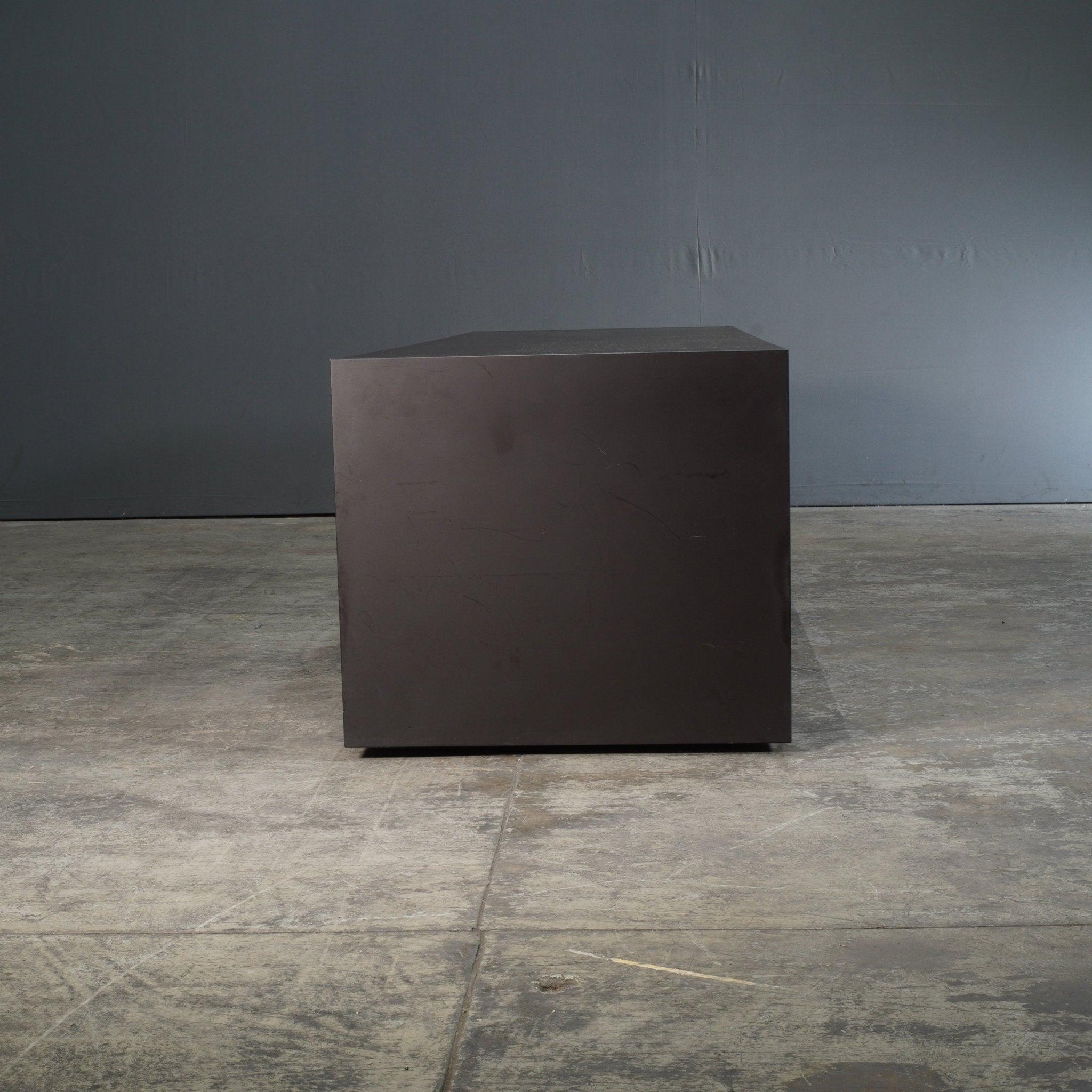 Minotti Johns Low Bookcase by Rodolfo Dordoni For Sale at 1stDibs