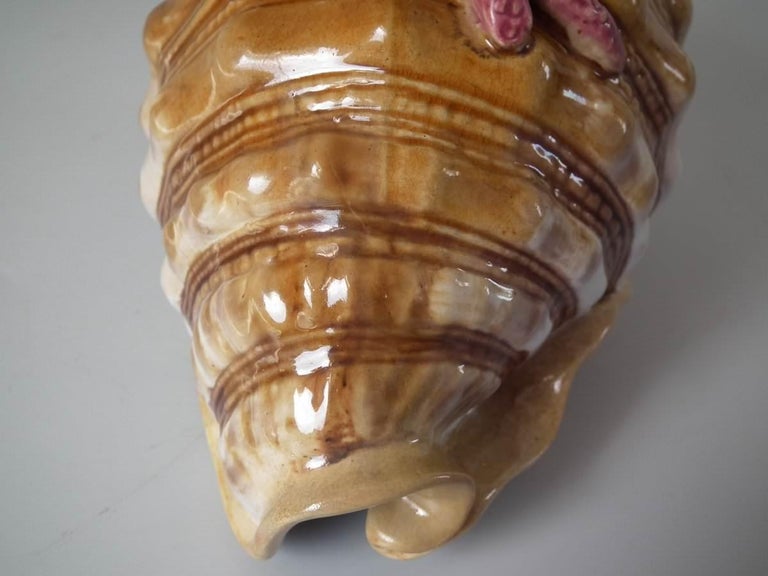 Minton Majolica Conch Shell Spoon Warmer at 1stDibs