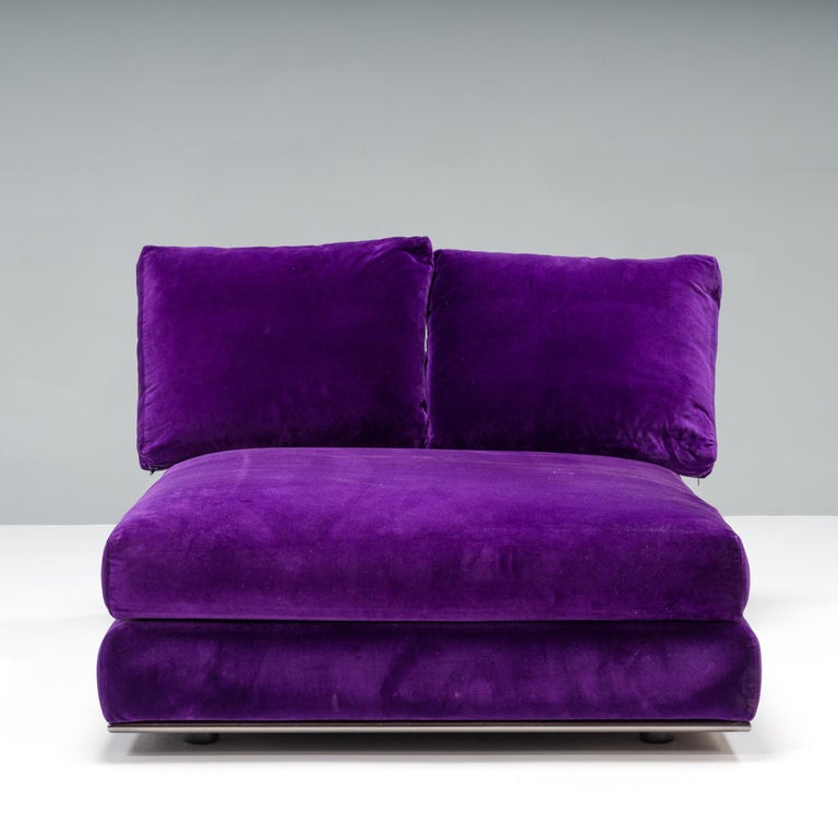 Lits de jour en velours violet Minotti, lot de 2 En vente sur 1stDibs