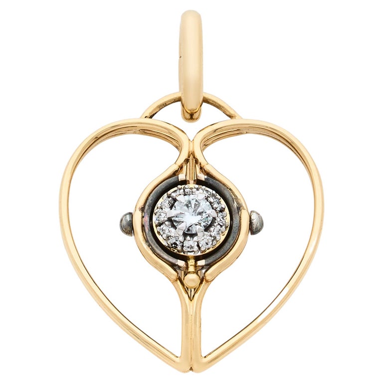 Mira Diamond Heart Charm in 18k Yellow Gold by Elie Top For Sale at ...