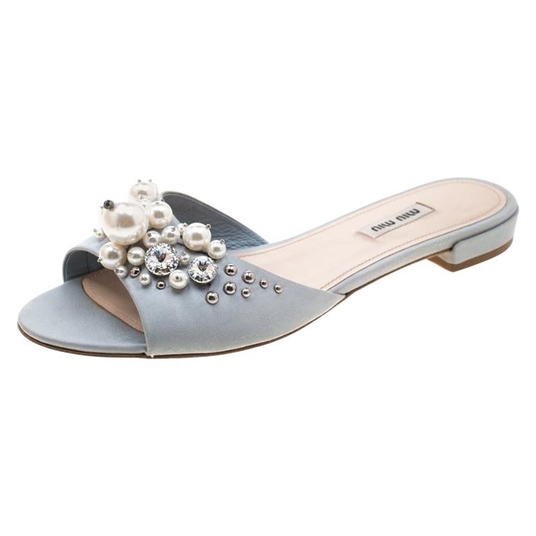 Miu Miu Blue Velvet Pearl Embellished Slides Size 39 For Sale at 1stDibs