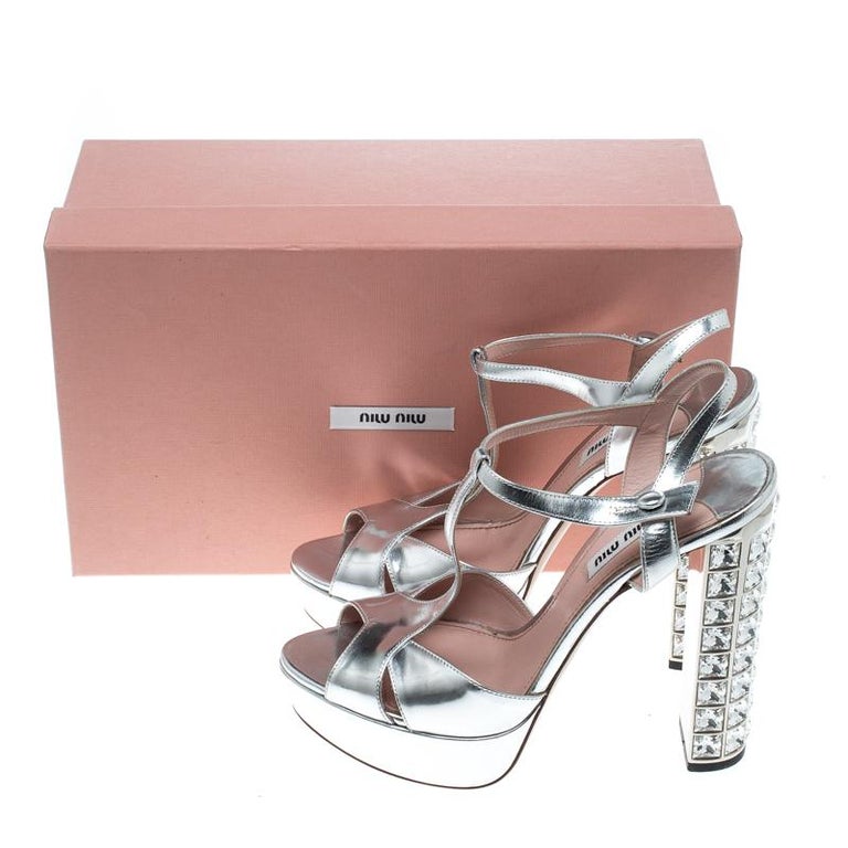 Miu Miu Silver Leather T Strap Crystal Embellished Heel Platform Sandals Size 38 For Sale at 1stDibs