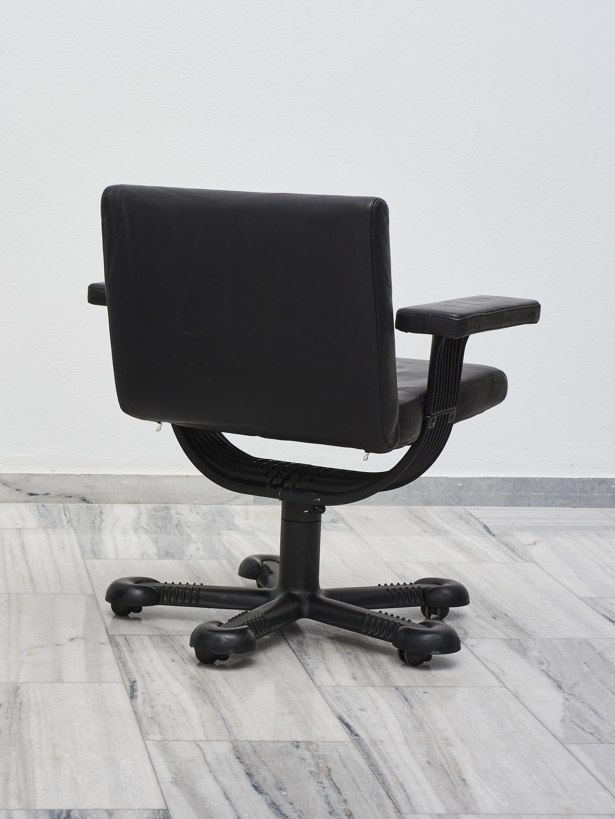 Mix desk chair by Afra and Tobia Scarpa for Molteni, 1970s. For Sale at ...