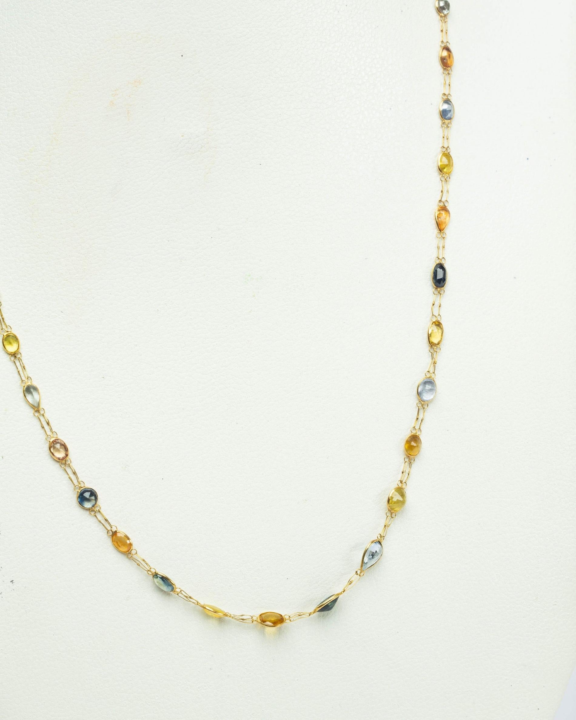 Sapphire and Emerald in 18k Yellow Gold Link Necklace For Sale at ...