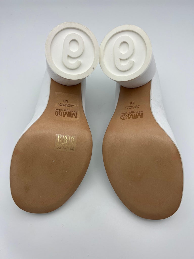 MM6 Maison Margiela White Heel Shoes, Size 38 For Sale at 1stDibs