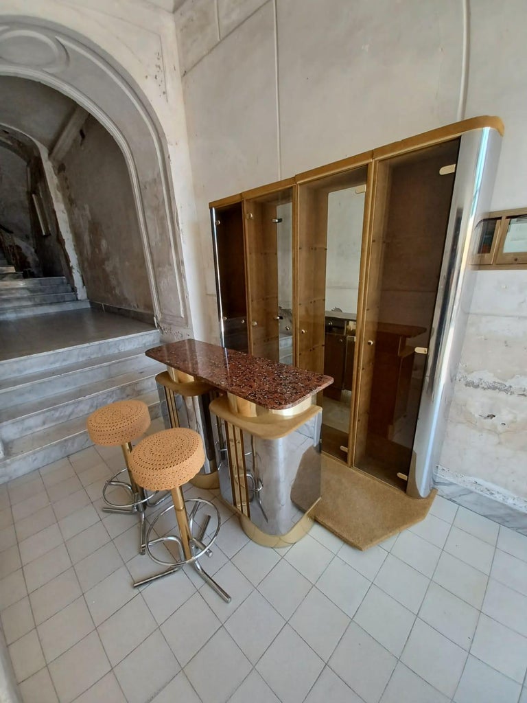 Mobile Bar Vintage anni 60 con sgabelli For Sale at 1stDibs