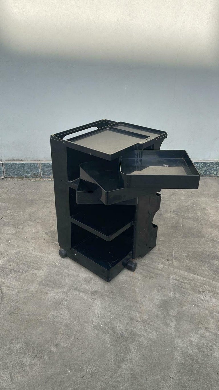 Mobile Design Boby Progettato Da Joe Colombo Per Bieffe Negli Anni 1970 ...