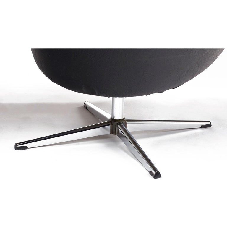 Overman Style Mod Pod Lounge Chair Set in Black Tufted Vinyl, Four Star ...