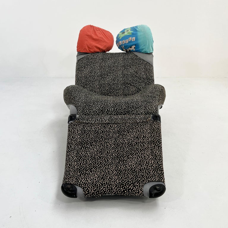 Model 111 Wink Lounge Chair by Toshiyuki Kita for Cassina, 1980s at 1stDibs
