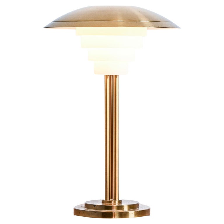 Model 162 table lamp by Jean Perzel For Sale at 1stDibs
