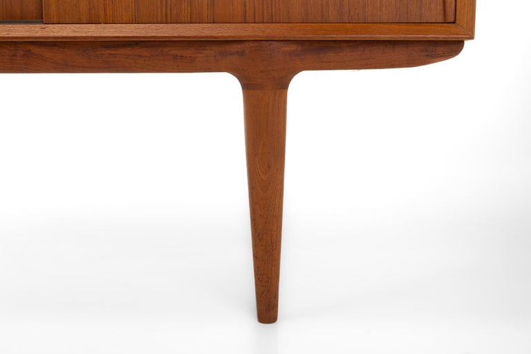 Model 19 Sideboard from Omann Jun Mobelfabrik, Denmark, 1960s For Sale ...