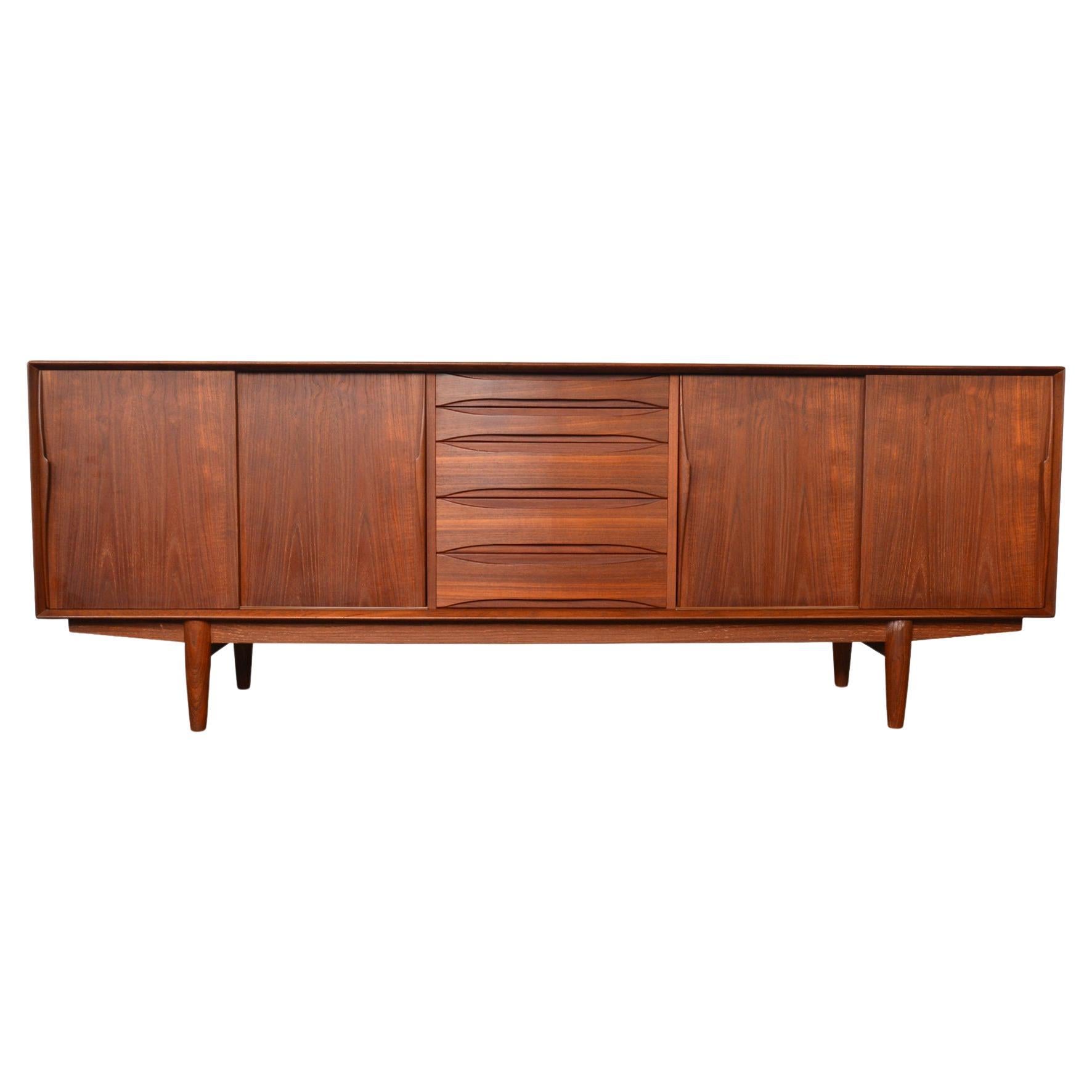 Danish Modern Credenza in Teak After Arne Vodder w/ Finished Back, c ...