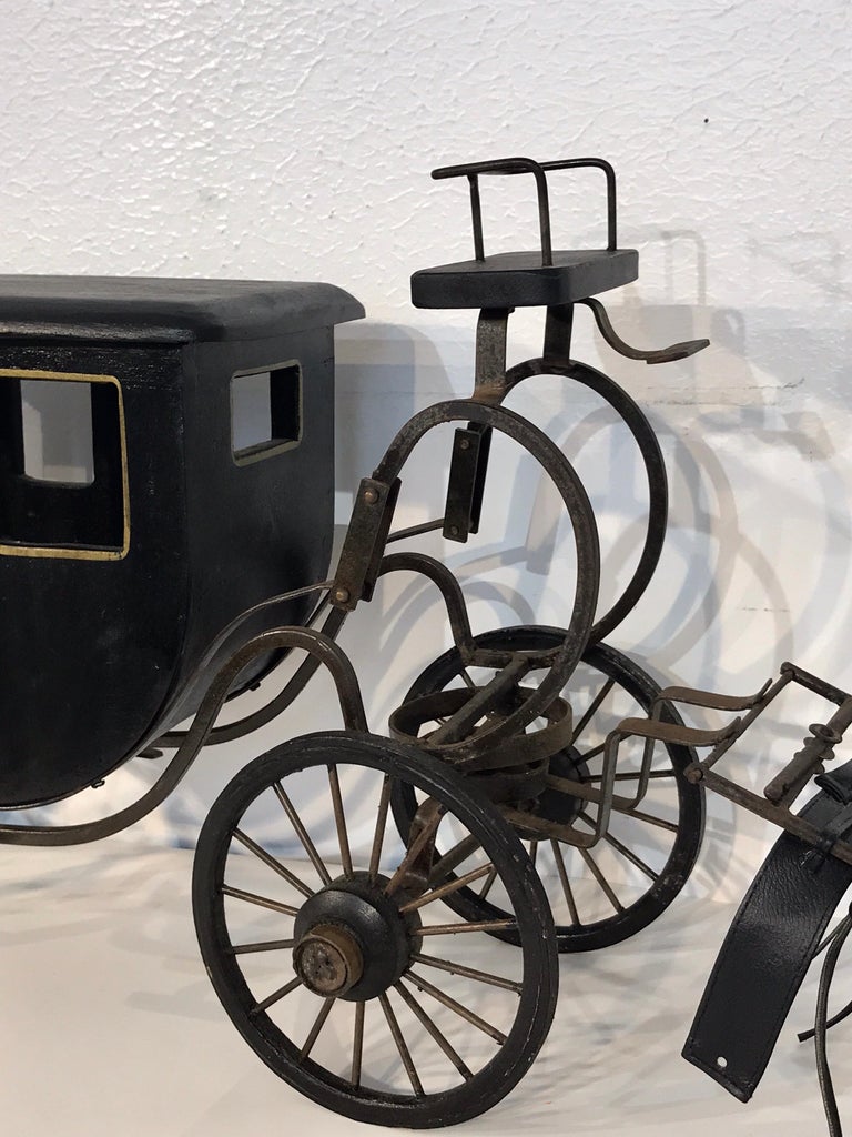 Model of a Royal Carriage For Sale at 1stDibs