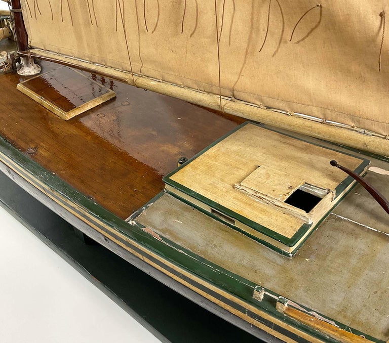 Model of the Oyster Sloop Fanny Fern of Quincy Mass For Sale at 1stDibs
