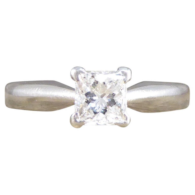 Modern 0.50ct Princess Cut Diamond Engagement Ring in Platinum For Sale ...