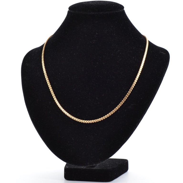 Modern 18 Karat Rose Gold Y Mesh Chain For Sale at 1stDibs